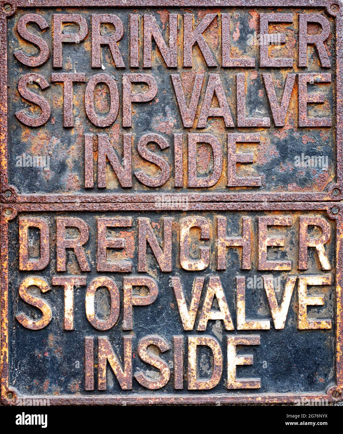 Sprinkler valve hi-res stock photography and images - Alamy