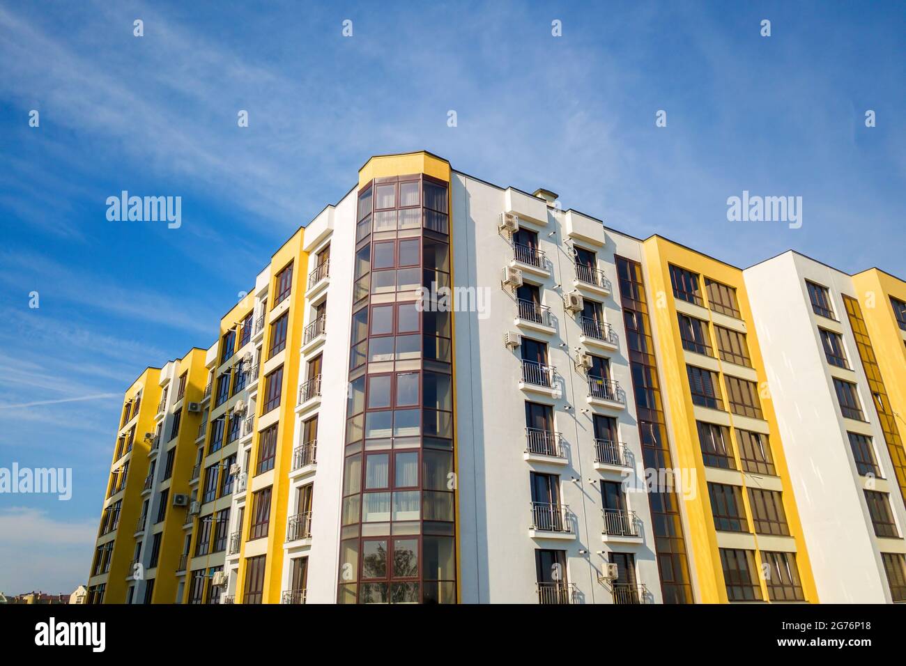 High rise apartment buildings in city residential area Stock Photo - Alamy