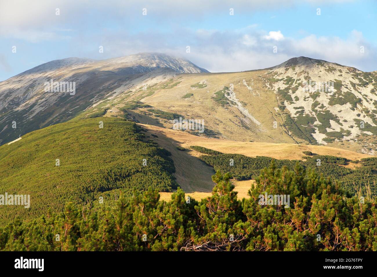 Panoramic mountain view from romanian Carpathia, Retezat mountains ...
