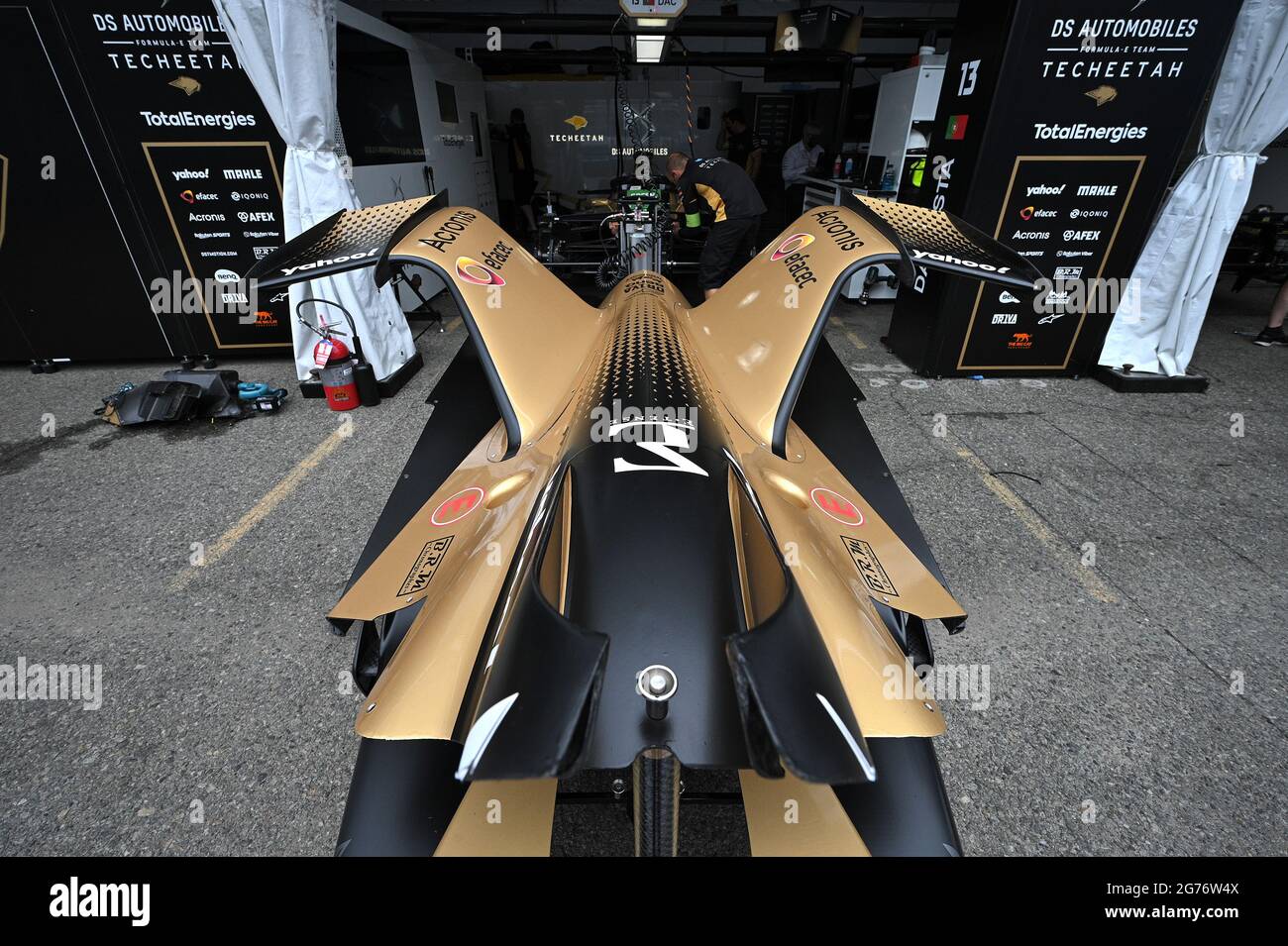 Formula driver rear view hi-res stock photography and images - Alamy