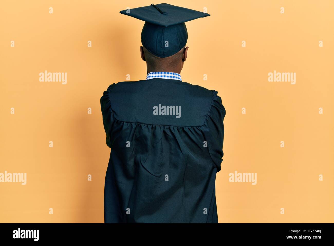 African american graduation back hi-res stock photography and images ...
