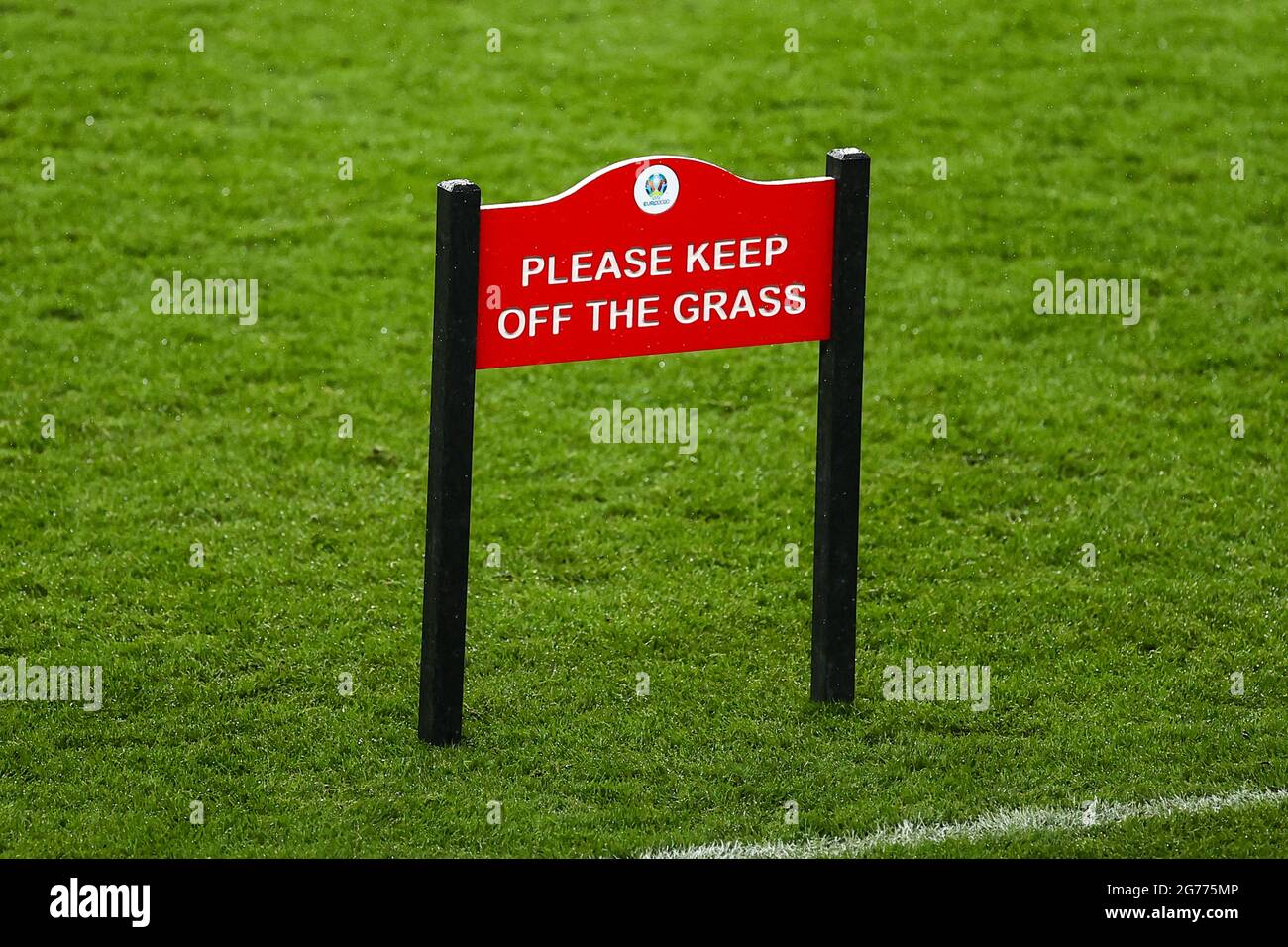 Please keep off pitch sign hi-res stock photography and images - Alamy