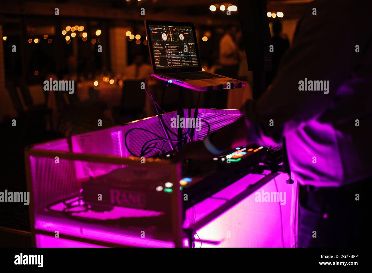 Dj hands sound console laptop hi-res stock photography and images - Alamy