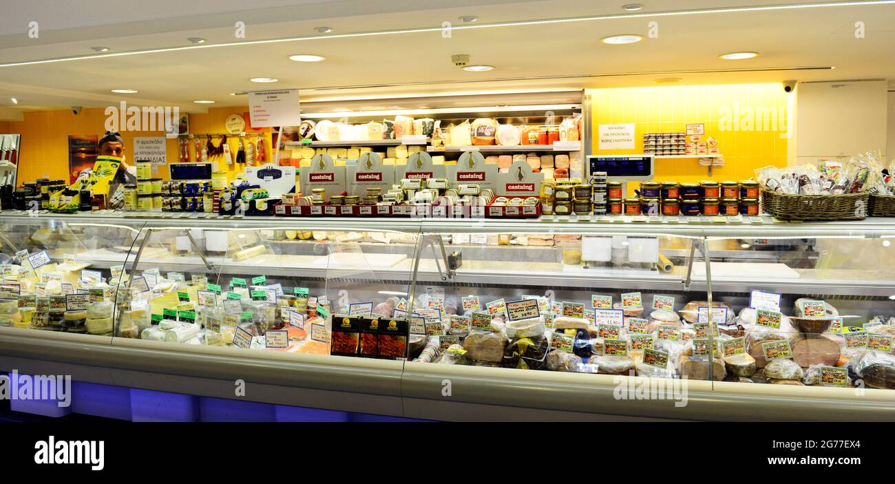 Supermarket greece hi-res stock photography and images - Alamy