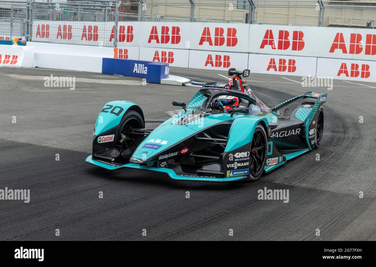 Jaguar racing team hi-res stock photography and images - Alamy