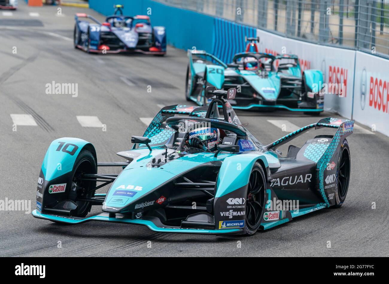 Jaguar racing team hi-res stock photography and images - Alamy