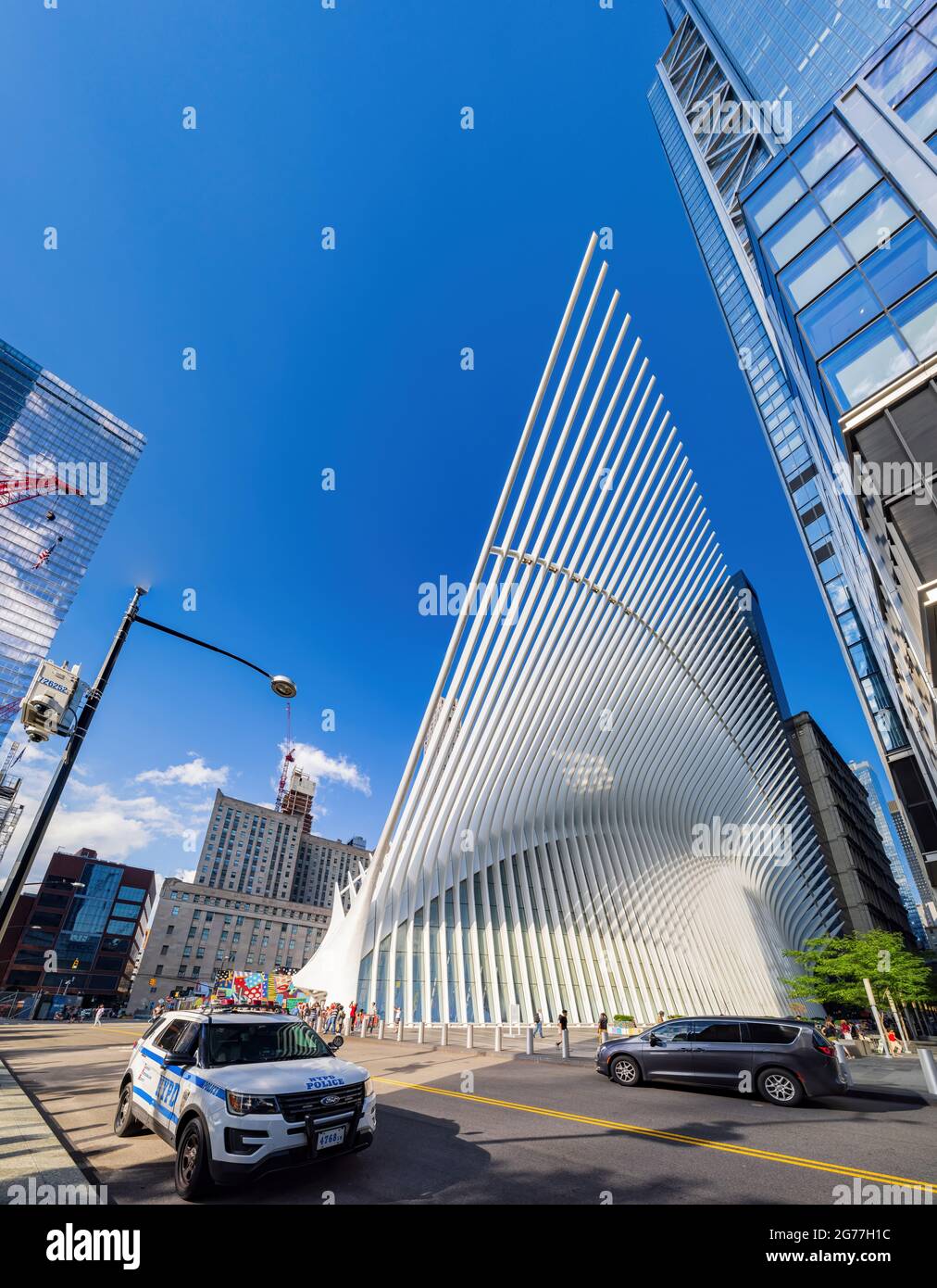 New York, JUL 4, 2021 - Exterior view of the Oculus Center Stock Photo ...