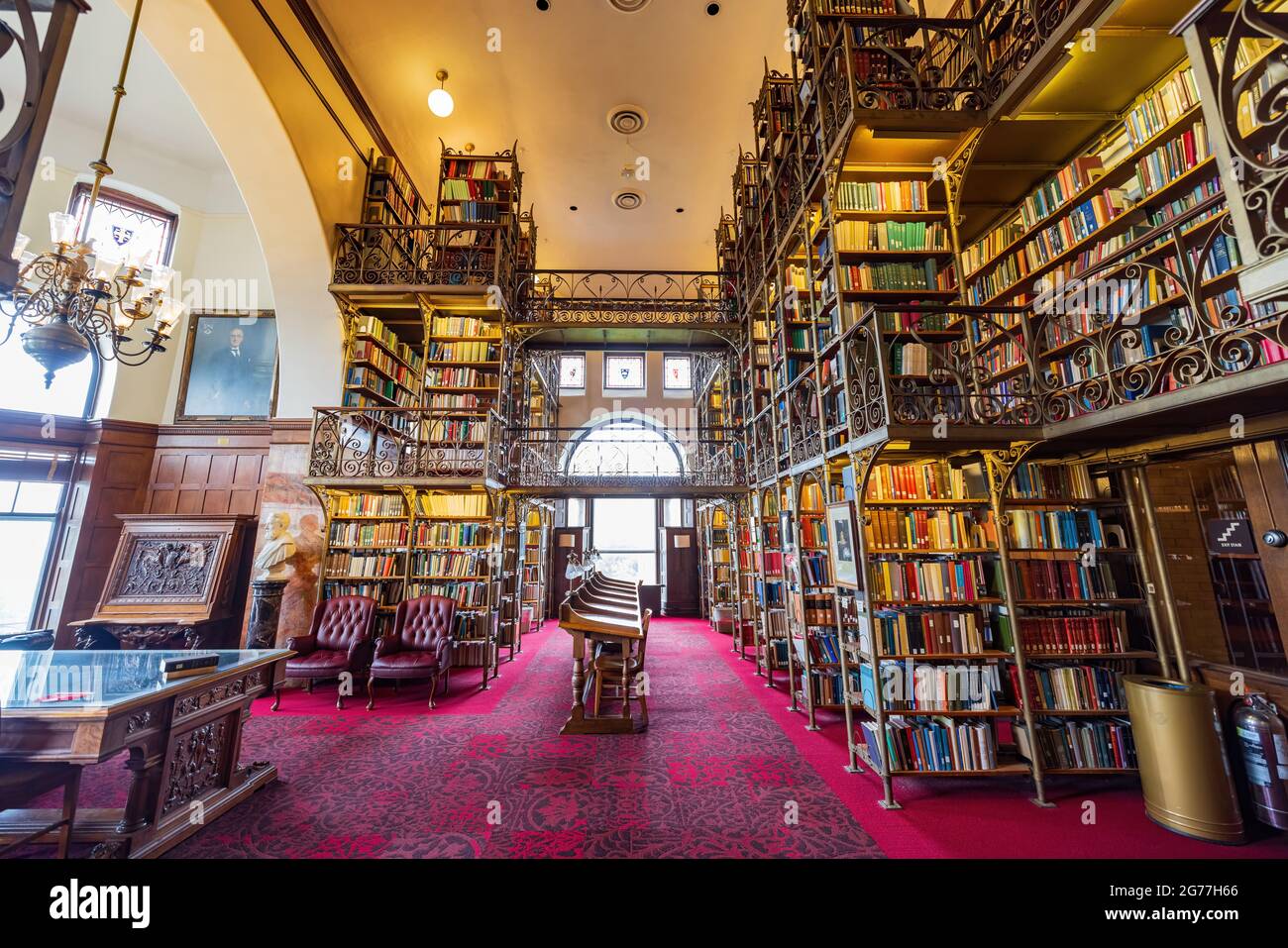 Uris building hi-res stock photography and images - Alamy