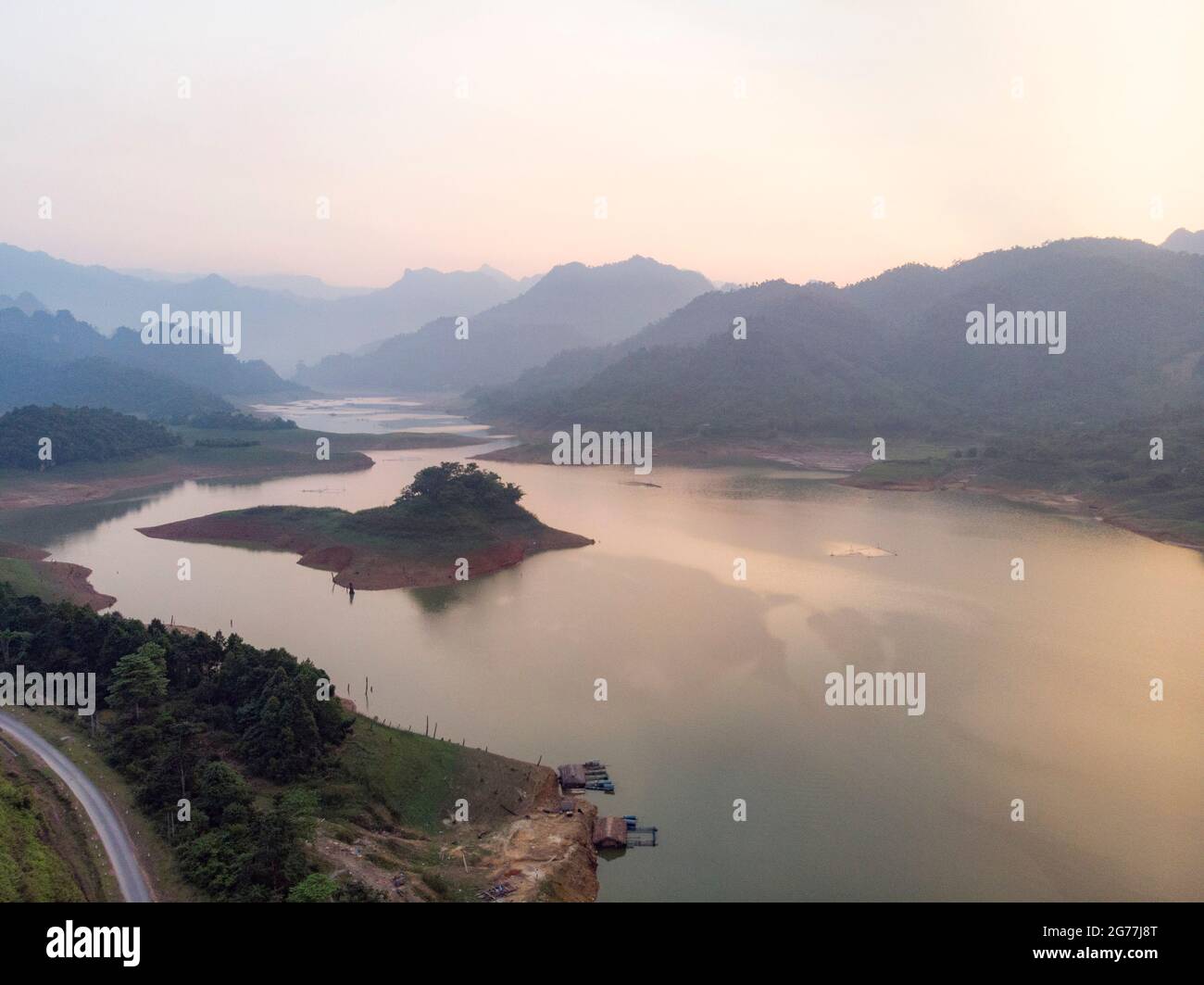 Na hang travel hi-res stock photography and images - Alamy