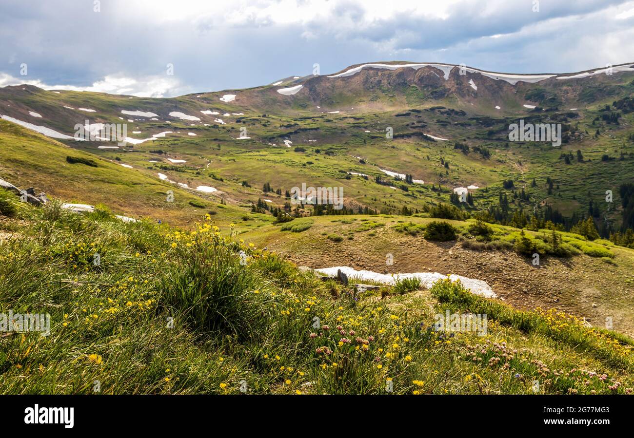 Loveland pass hi-res stock photography and images - Alamy