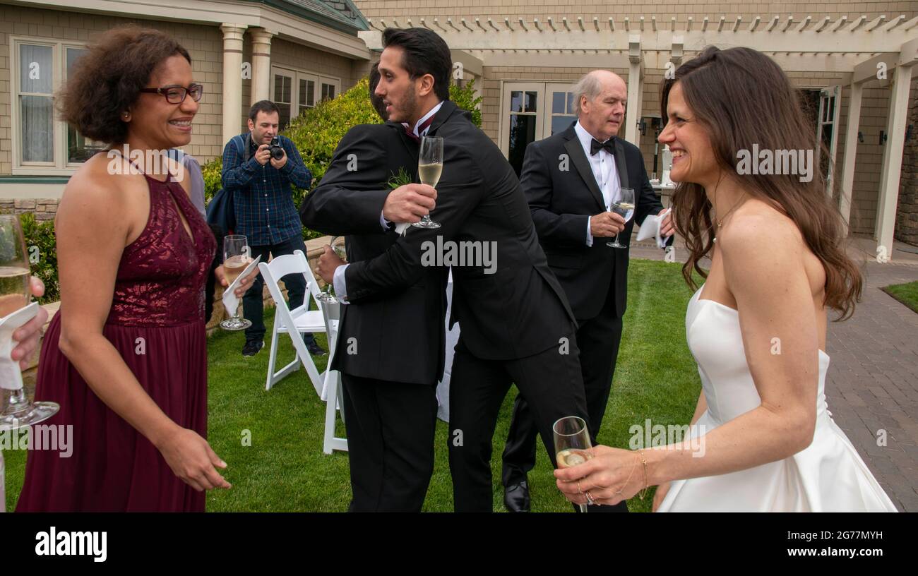 This wedding was held on the oceanside cliff in Half Moon Bay, CA, USA ...