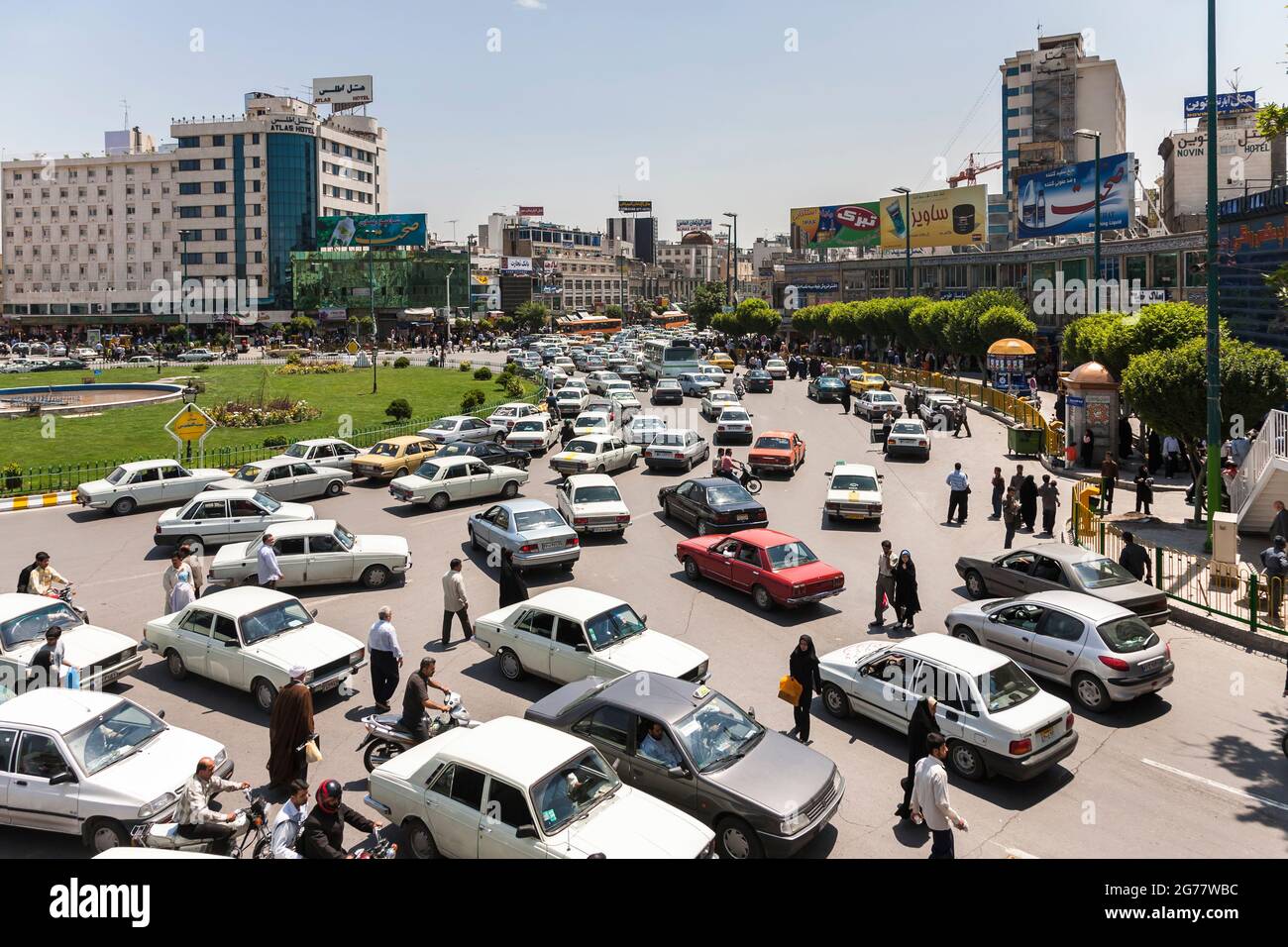 Ab square hi-res stock photography and images - Alamy