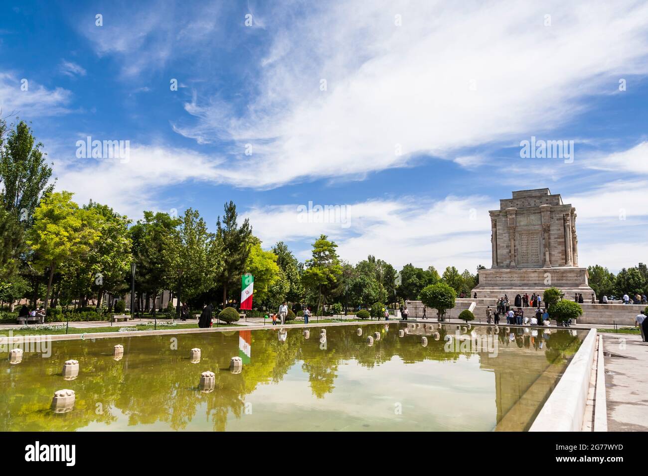The tombs of iranian poet hi-res stock photography and images - Alamy