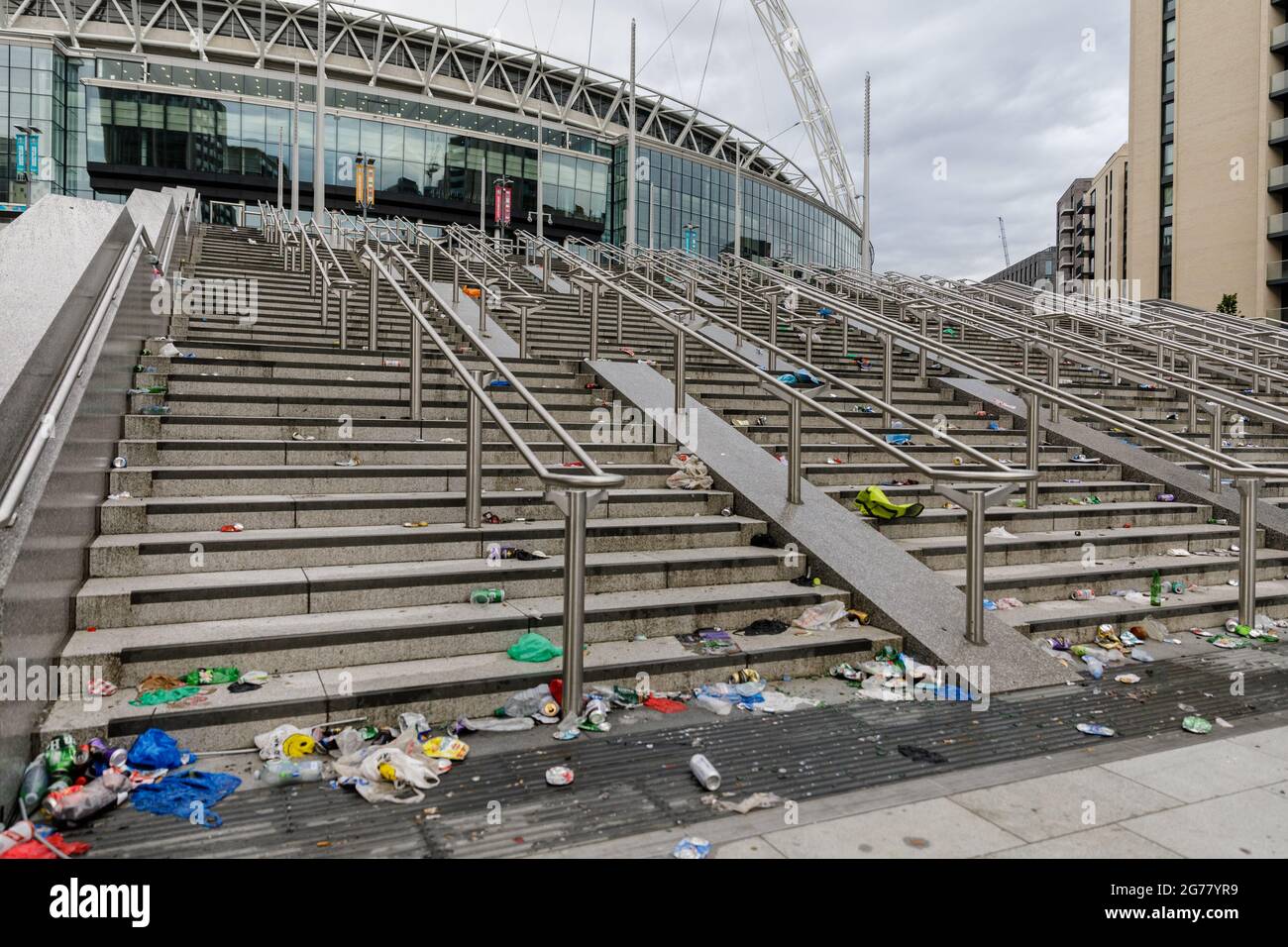 Euro 2020 rubbish hi-res stock photography and images - Alamy