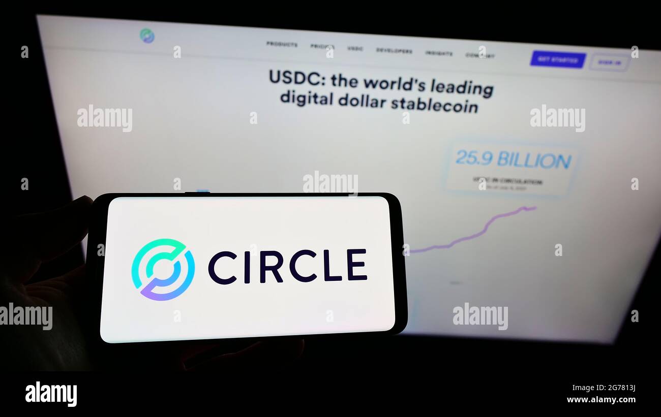 Financial technology circle hi-res stock photography and images - Alamy