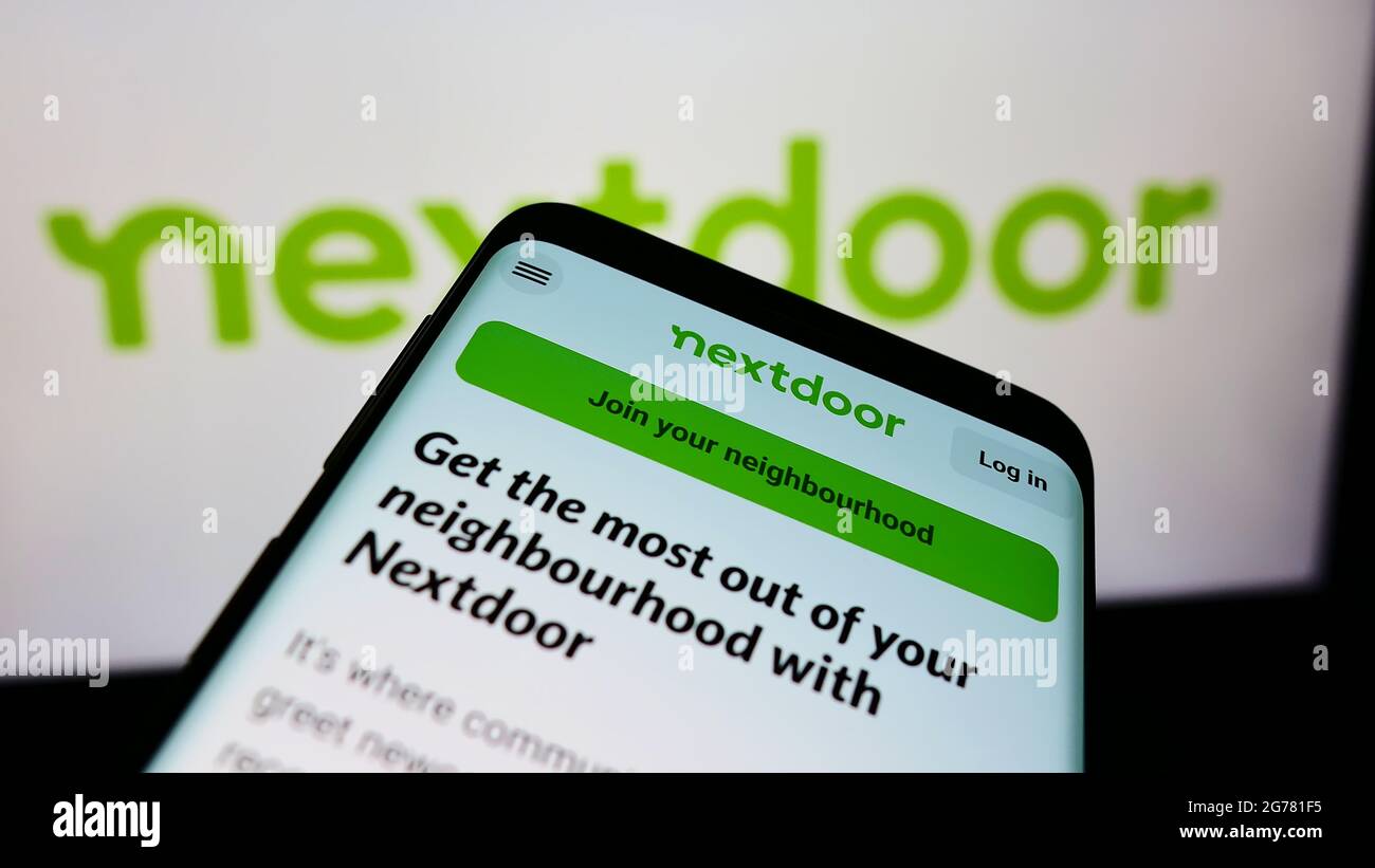Neighbors app hi-res stock photography and images - Alamy