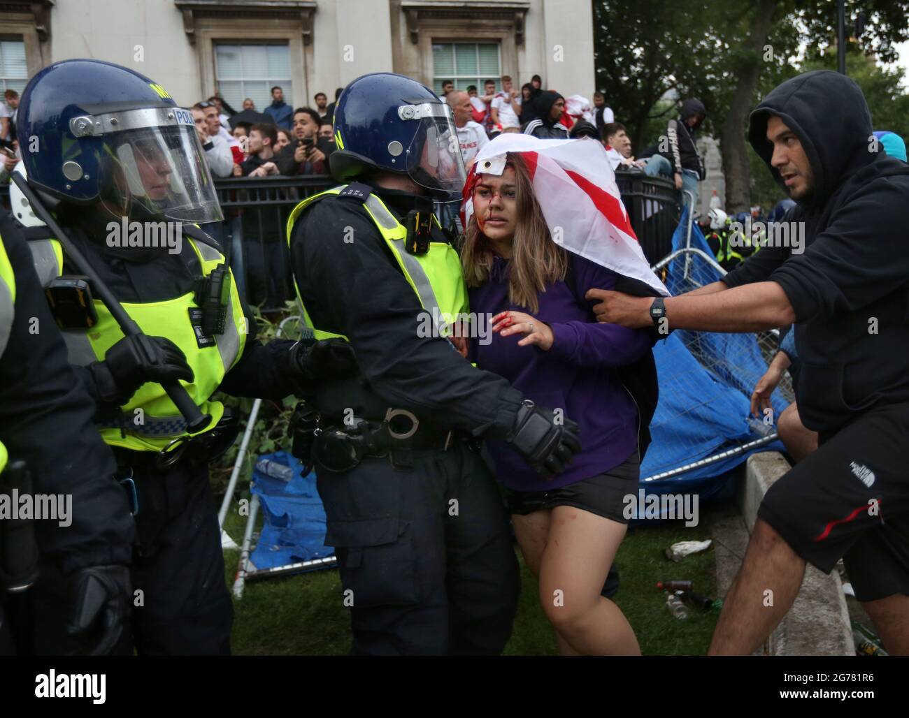 Police medic hi-res stock photography and images - Alamy