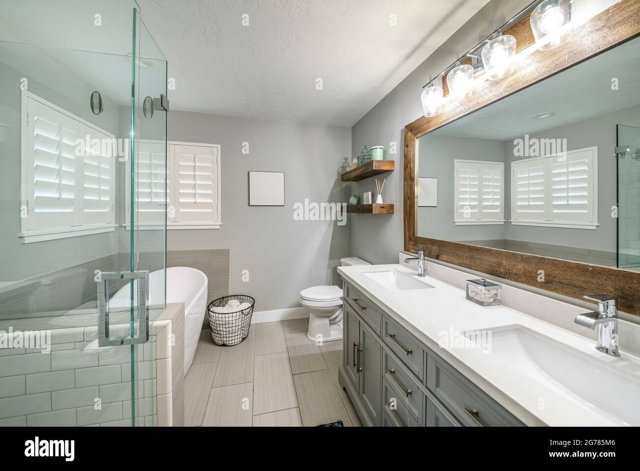 Craftsman Master Bathroom