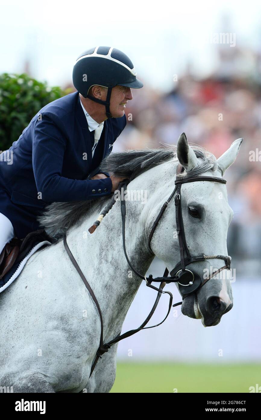 Roger Yves Bost riding Cassius Clay Vdv Z during the Masters Chantilly ...