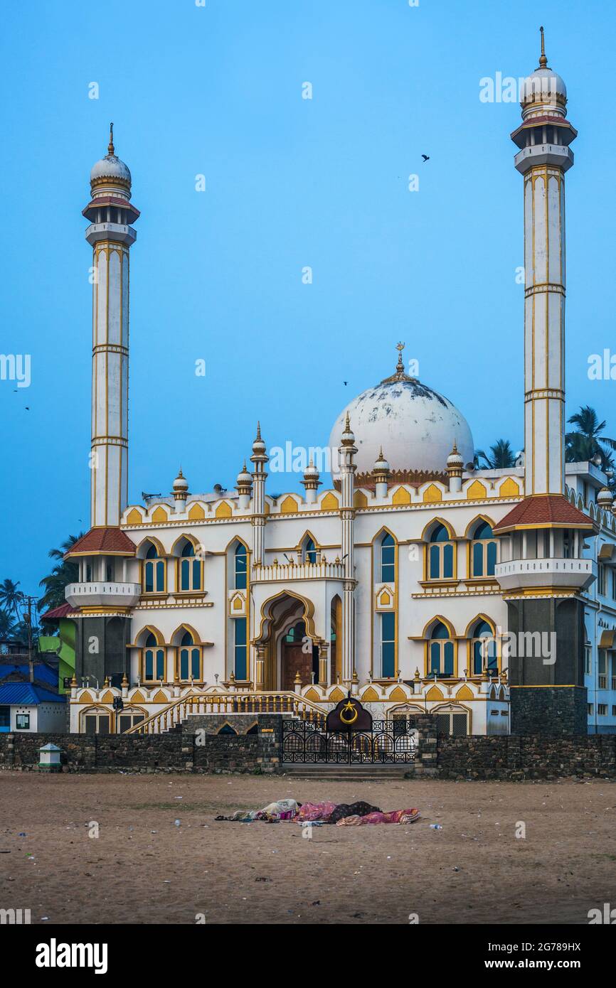 Mosque beach hi-res stock photography and images - Alamy