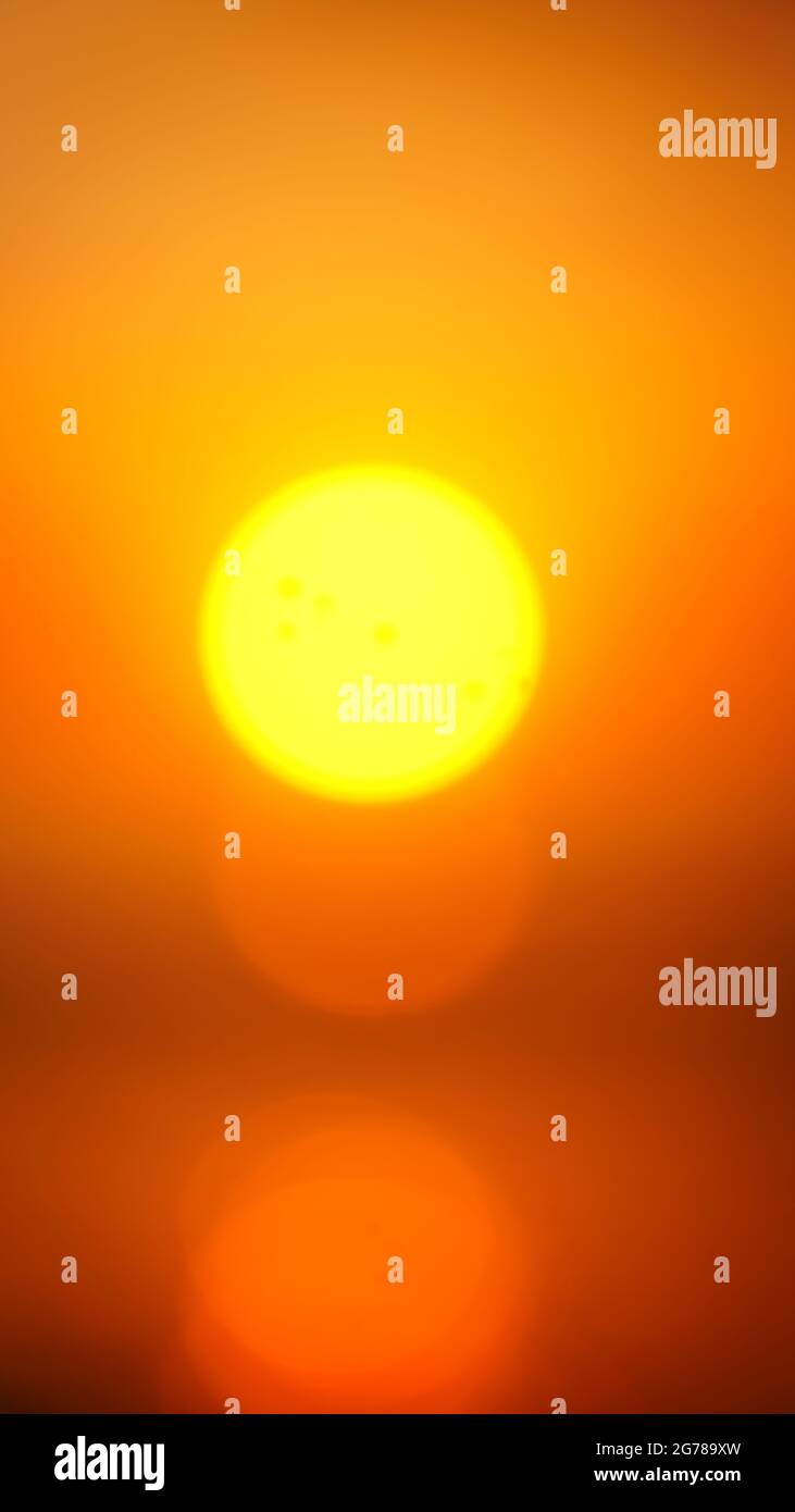 Huge sun hi-res stock photography and images - Alamy