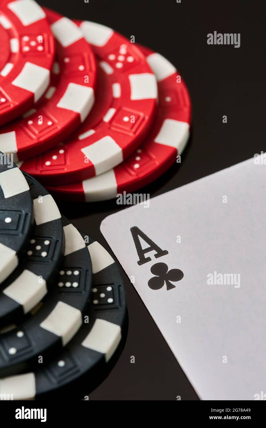 Playing card on dark background hi-res stock photography and images - Alamy