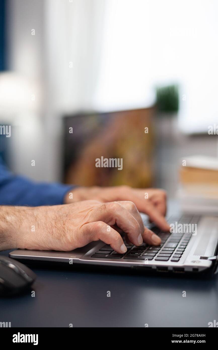 Elderly person using keyboard hi-res stock photography and images - Alamy