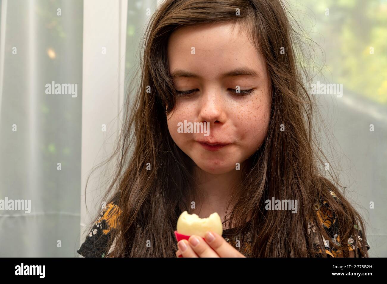 Babybel children hi-res stock photography and images - Alamy