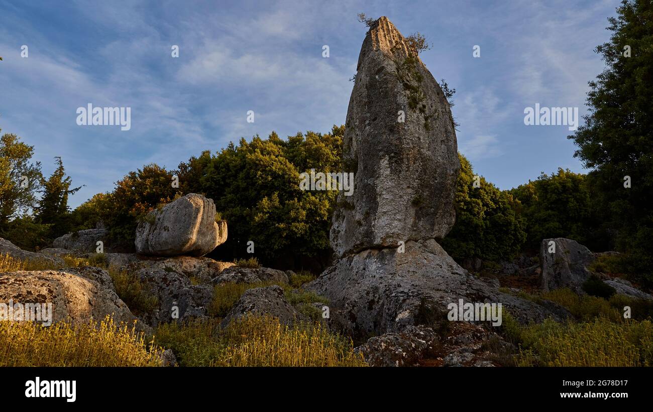 Greek monolith hi-res stock photography and images - Alamy