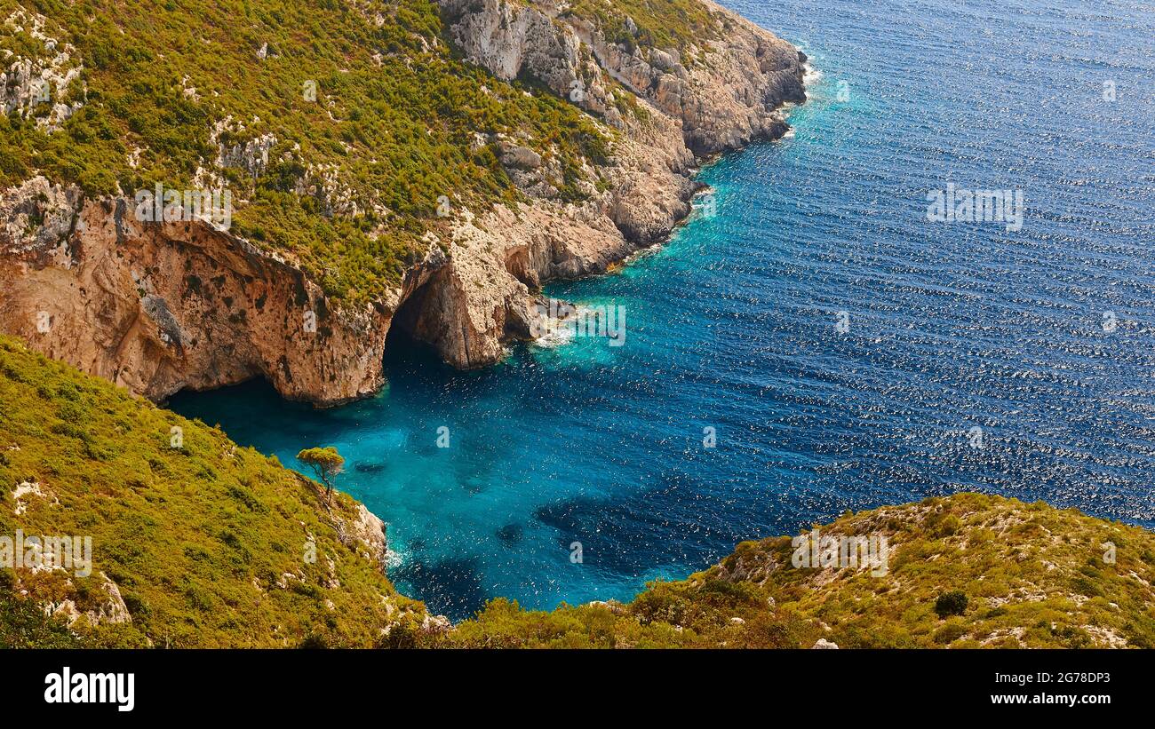 Middle bay beach hi-res stock photography and images - Alamy