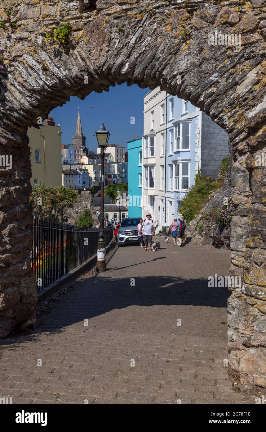 Tenby Castle gateway on Castle Hill leading to Tenby town ...