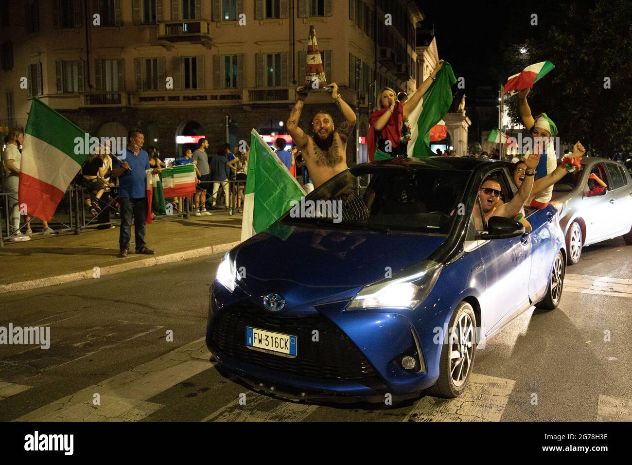 Euro 2020 Italy Football Fan High Resolution Stock Photography and ...