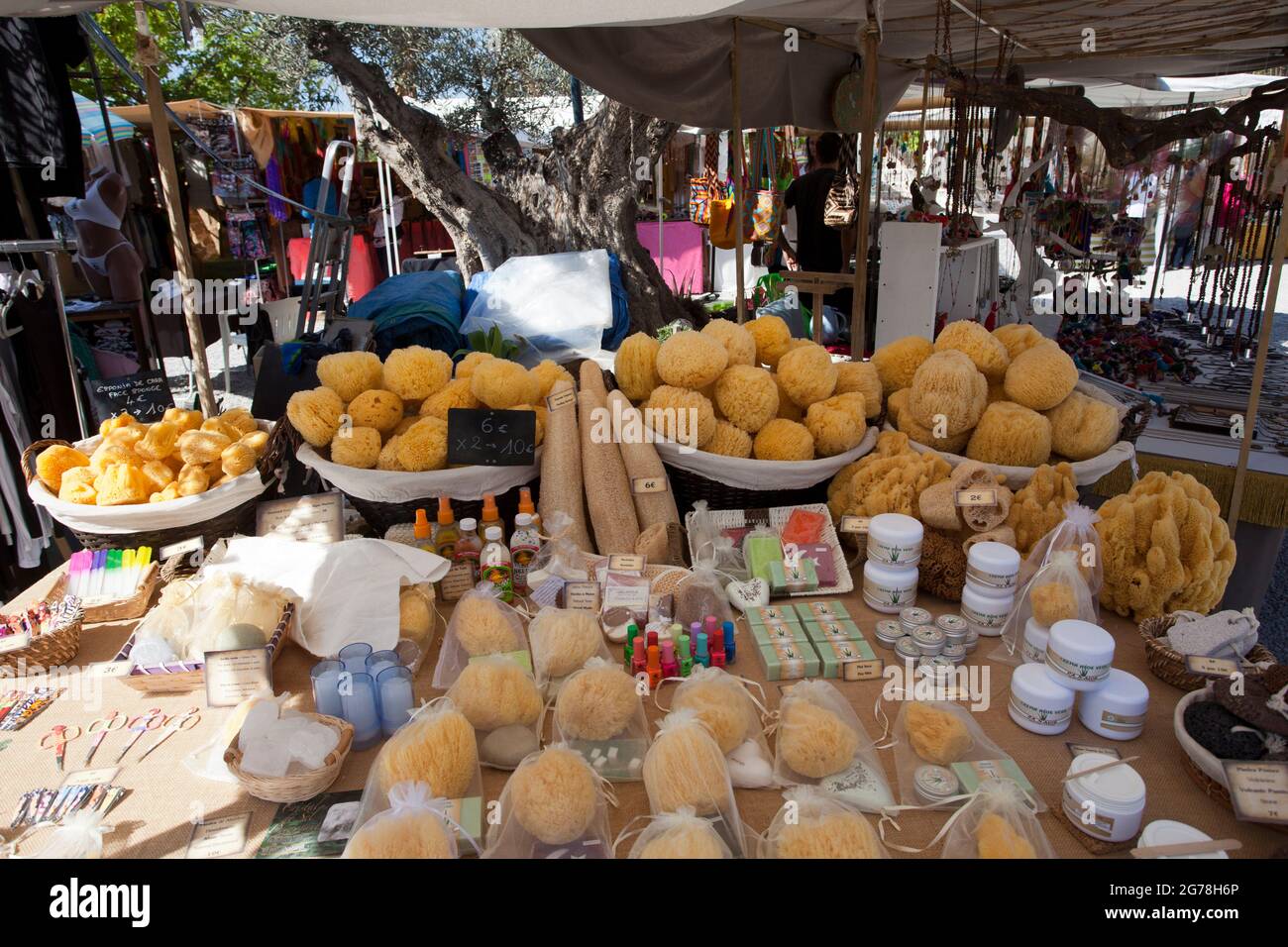 Hippie market in Las Dalias, Sant Carles de Peralta, Ibiza Stock Photo ...