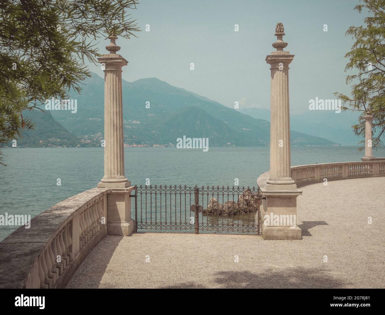 Paesaggi di lago di como hi-res stock photography and images - Alamy
