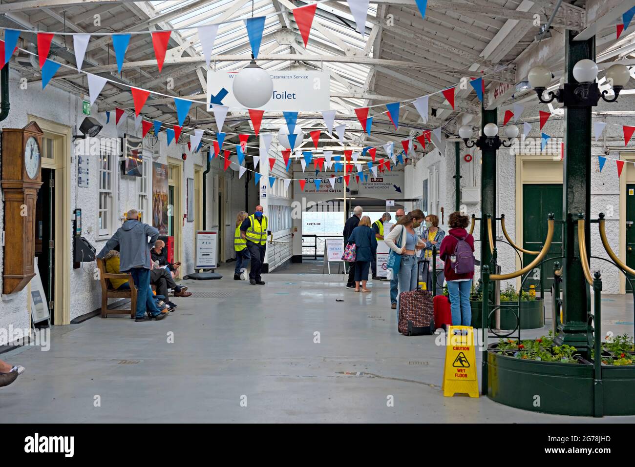 Ryde Esplanade Railway Station, and ferry terminal. Isle of Wight ...