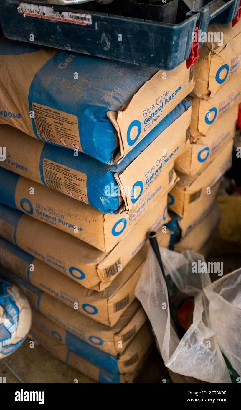 Construction cement bag hi-res stock photography and images - Alamy
