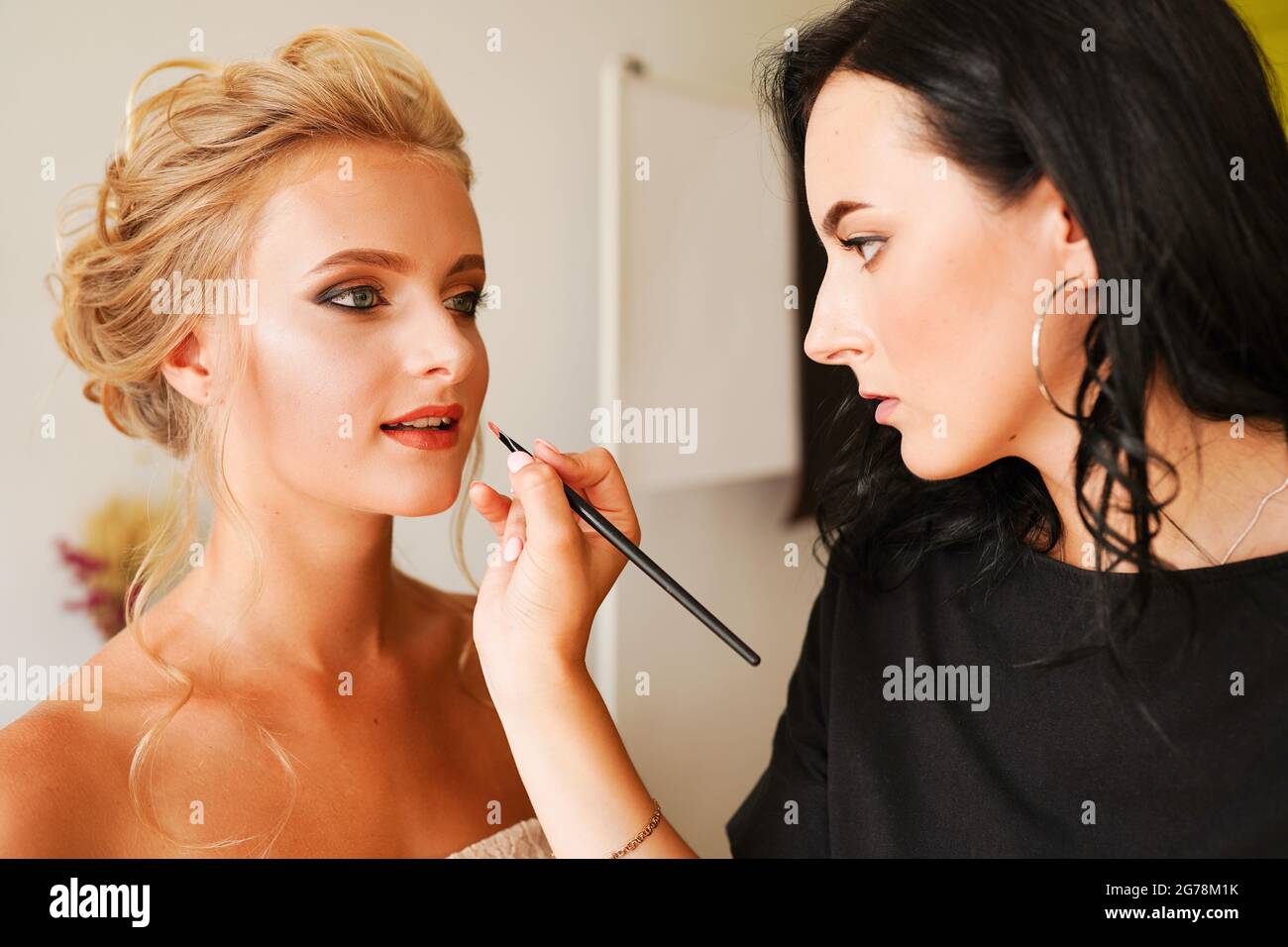 Professional makeover hi-res stock photography and images - Alamy