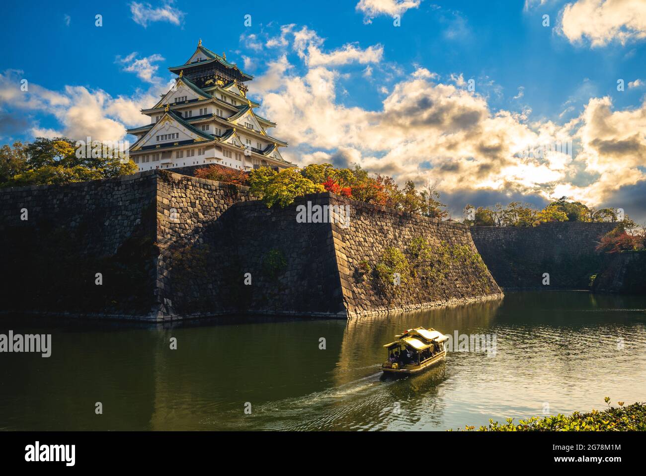 tourist boat at the moat of osaka castle in osaka, japan Stock Photo ...