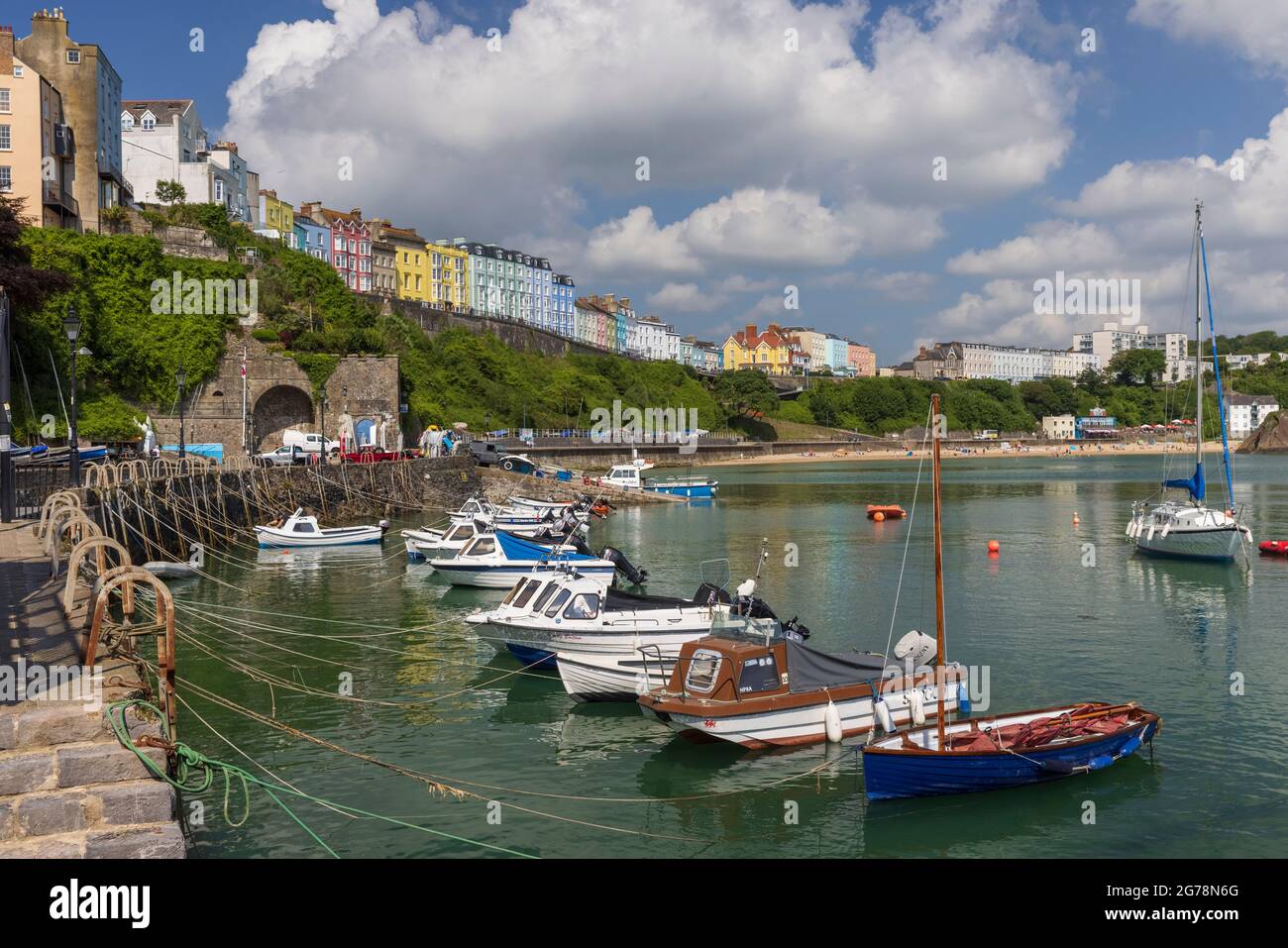 Tenby fishing boat harbour hi-res stock photography and images - Alamy