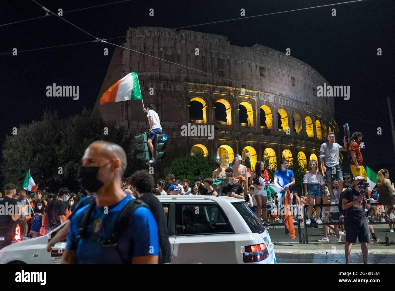 Italians Celebrate UEFA Euro 2020 Football Cup Victory in Rome ...