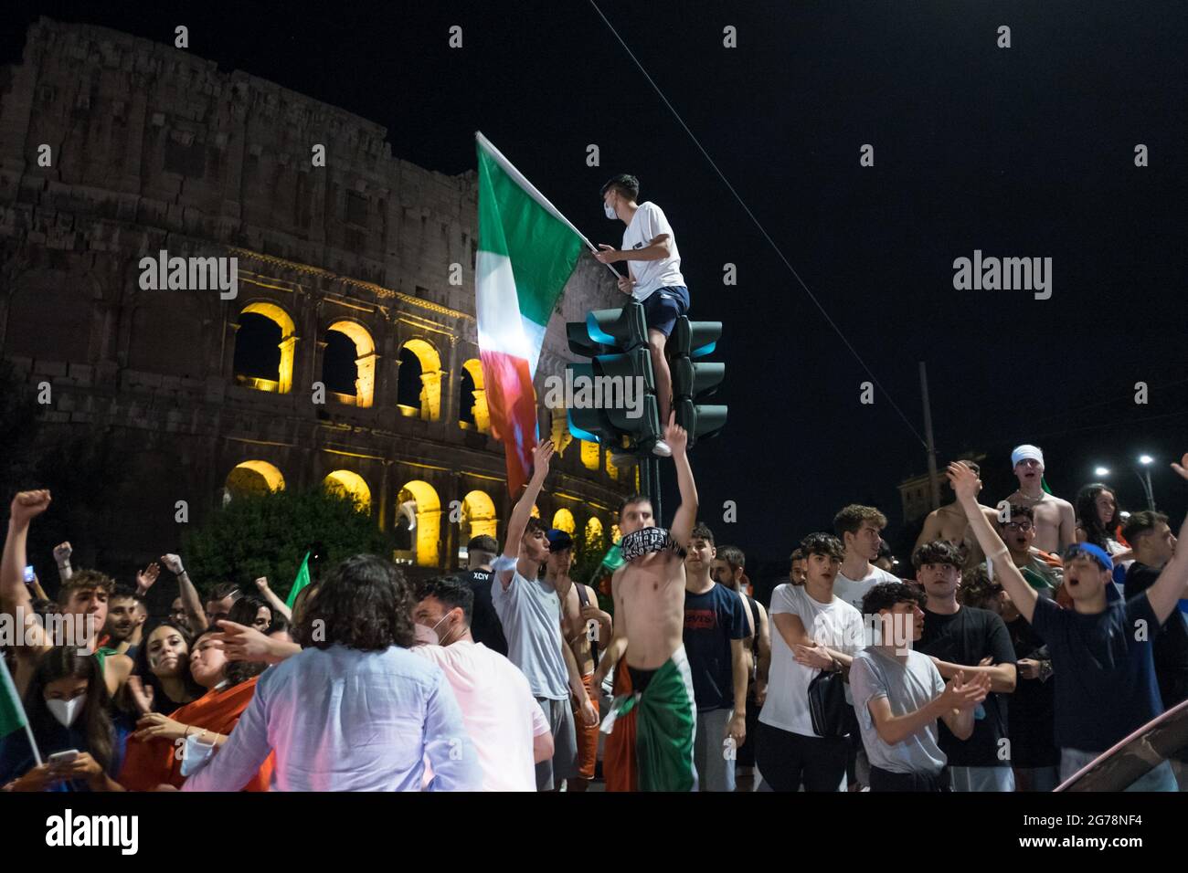 Italians Celebrate UEFA Euro 2020 Football Cup Victory in Rome ...