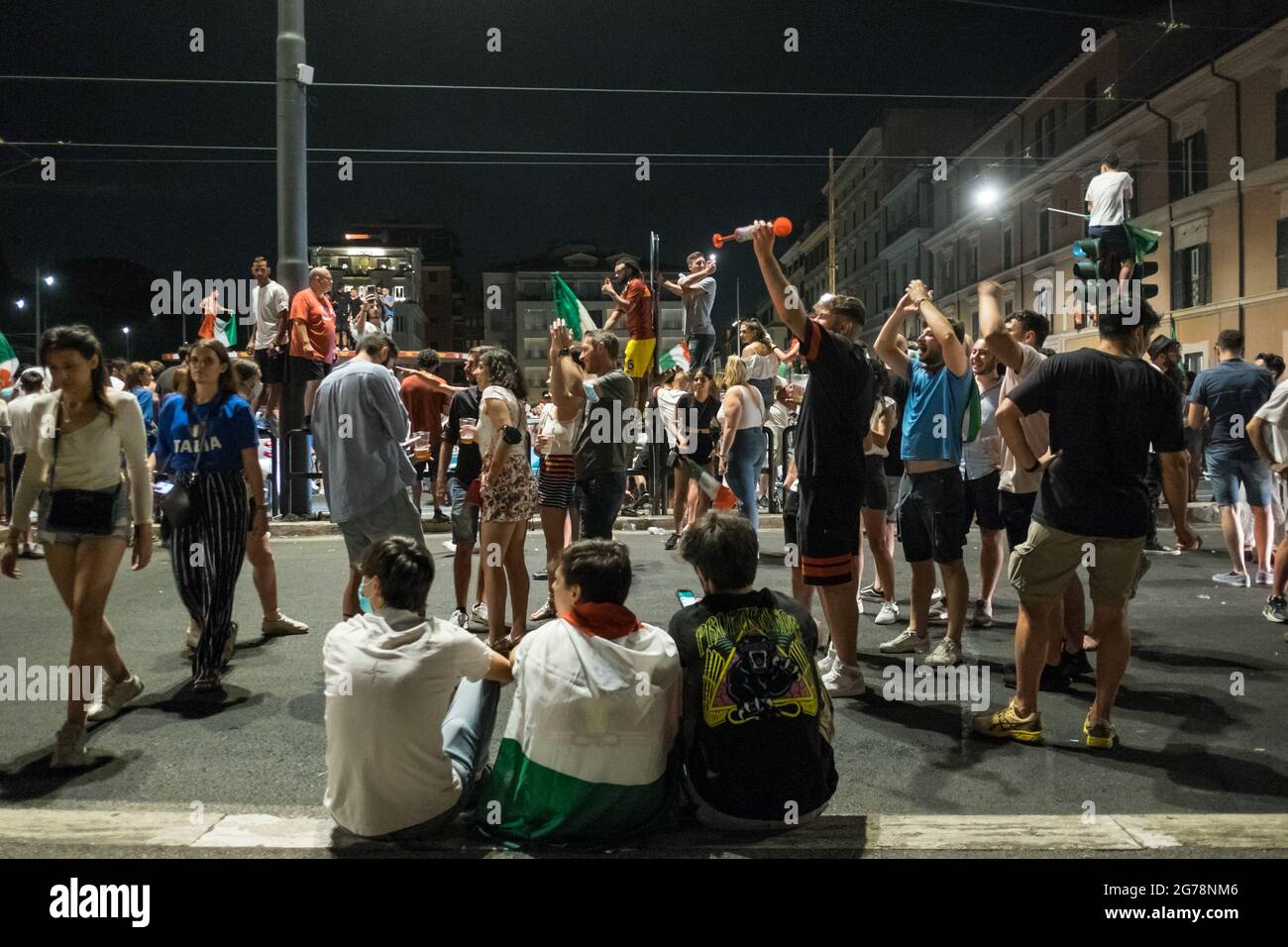 Italians Celebrate UEFA Euro 2020 Football Cup Victory in Rome ...