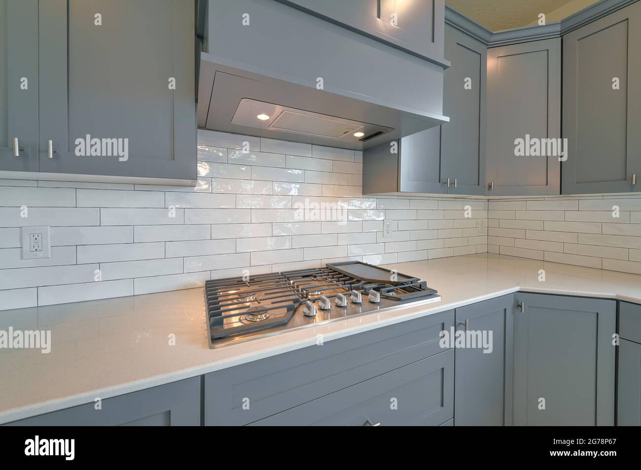 Fixed appliance hi-res stock photography and images - Alamy