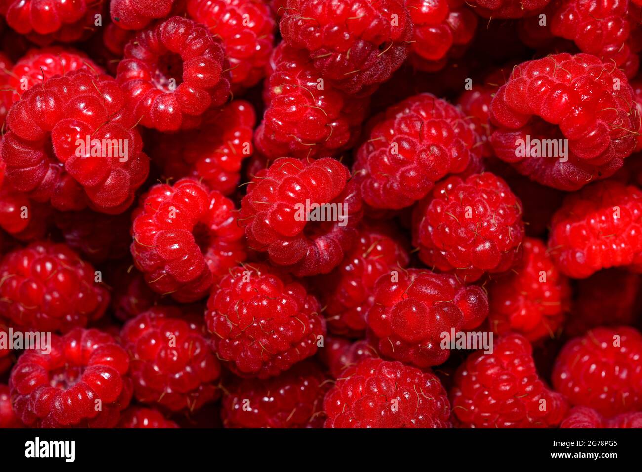 Fresh and sweet raspberries background.Healthy and vitamine food Stock ...