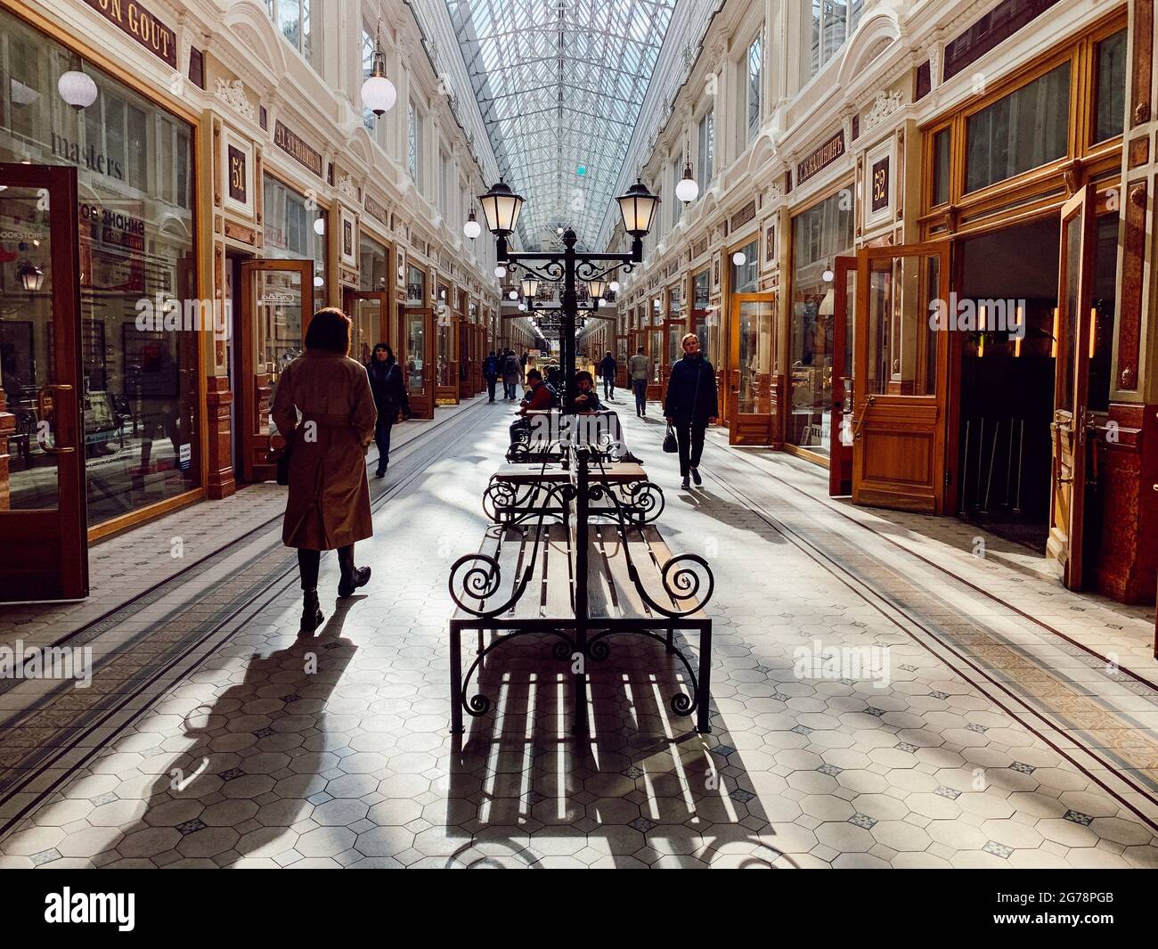 St petersburg shopping gallery hi-res stock photography and images - Alamy