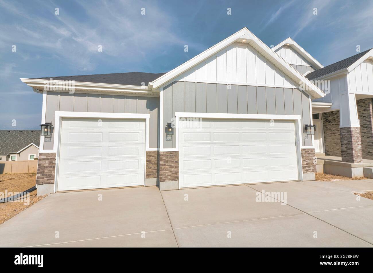 Car Eave Entry Garage 18x40 Side Entry Garage | Price Start From