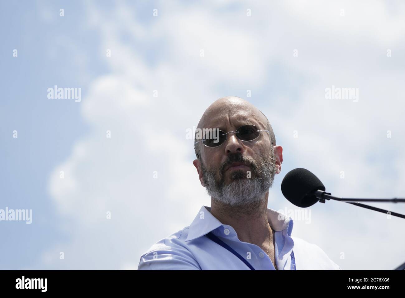 Elisha wiesel hi-res stock photography and images - Alamy