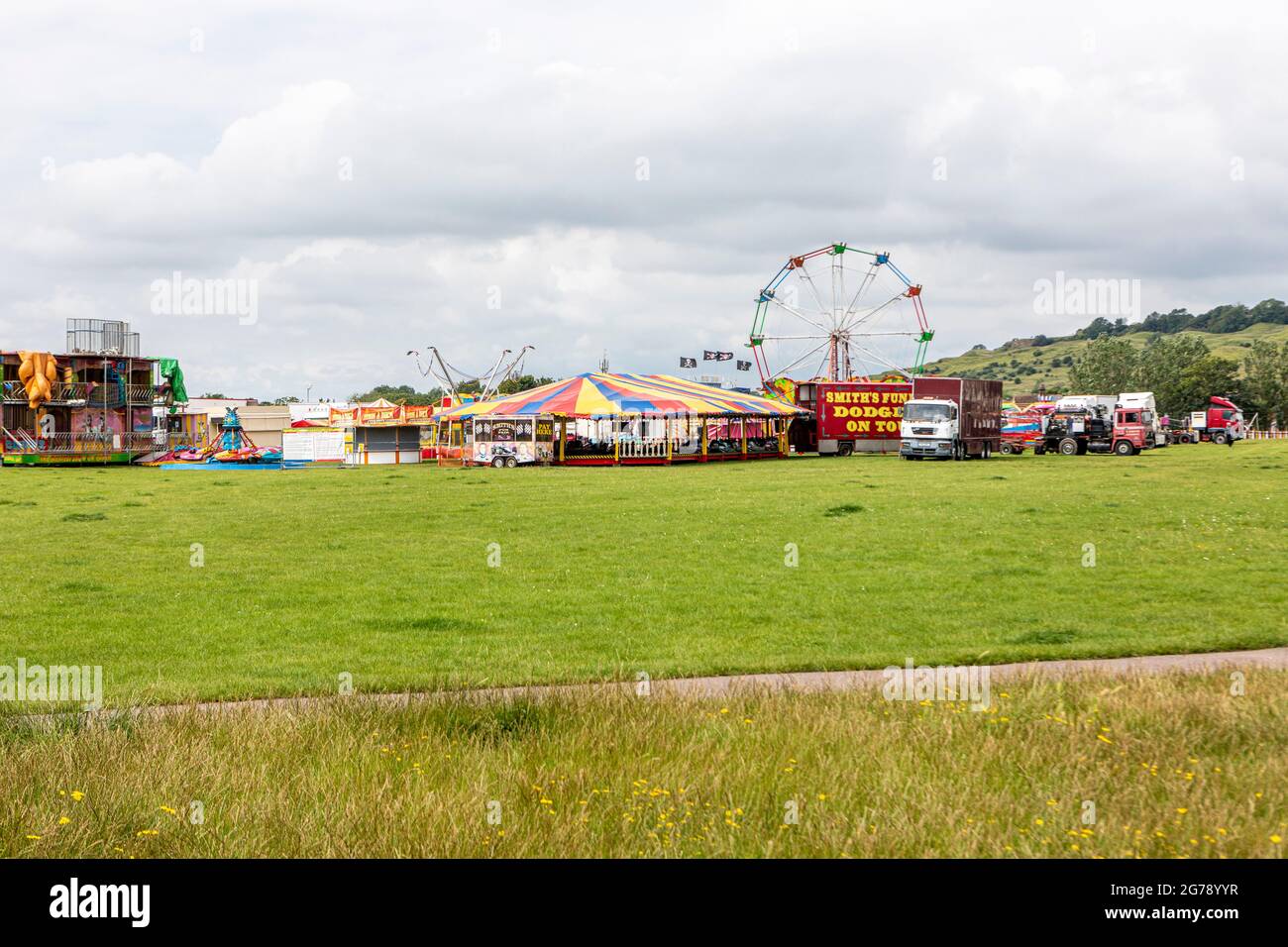 Smith’s travelling Fun Fair on Hythe Green Stock Photo - Alamy