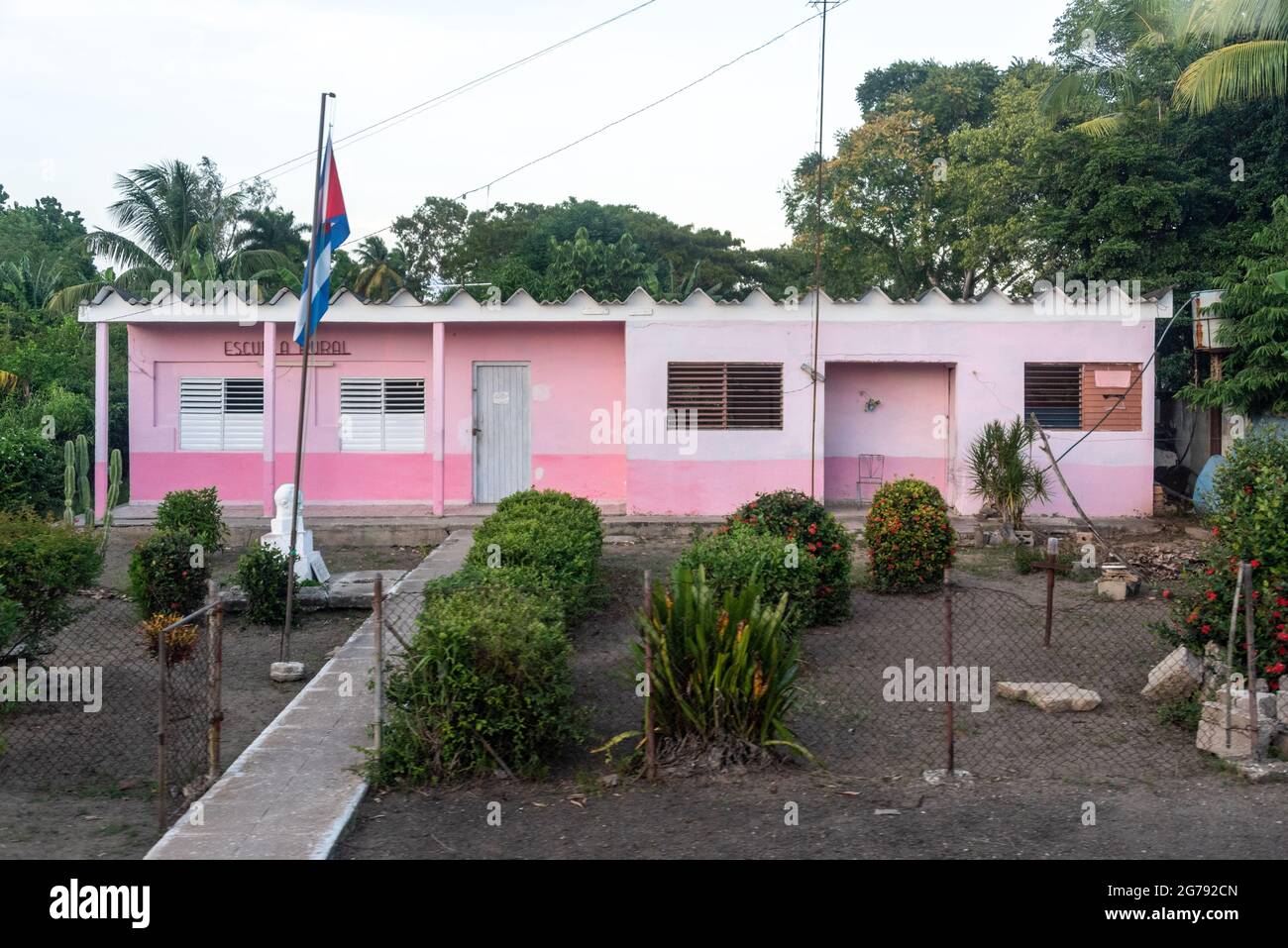 Rural school building, Holguin, Cuba, Nov. 2016 Stock Photo - Alamy