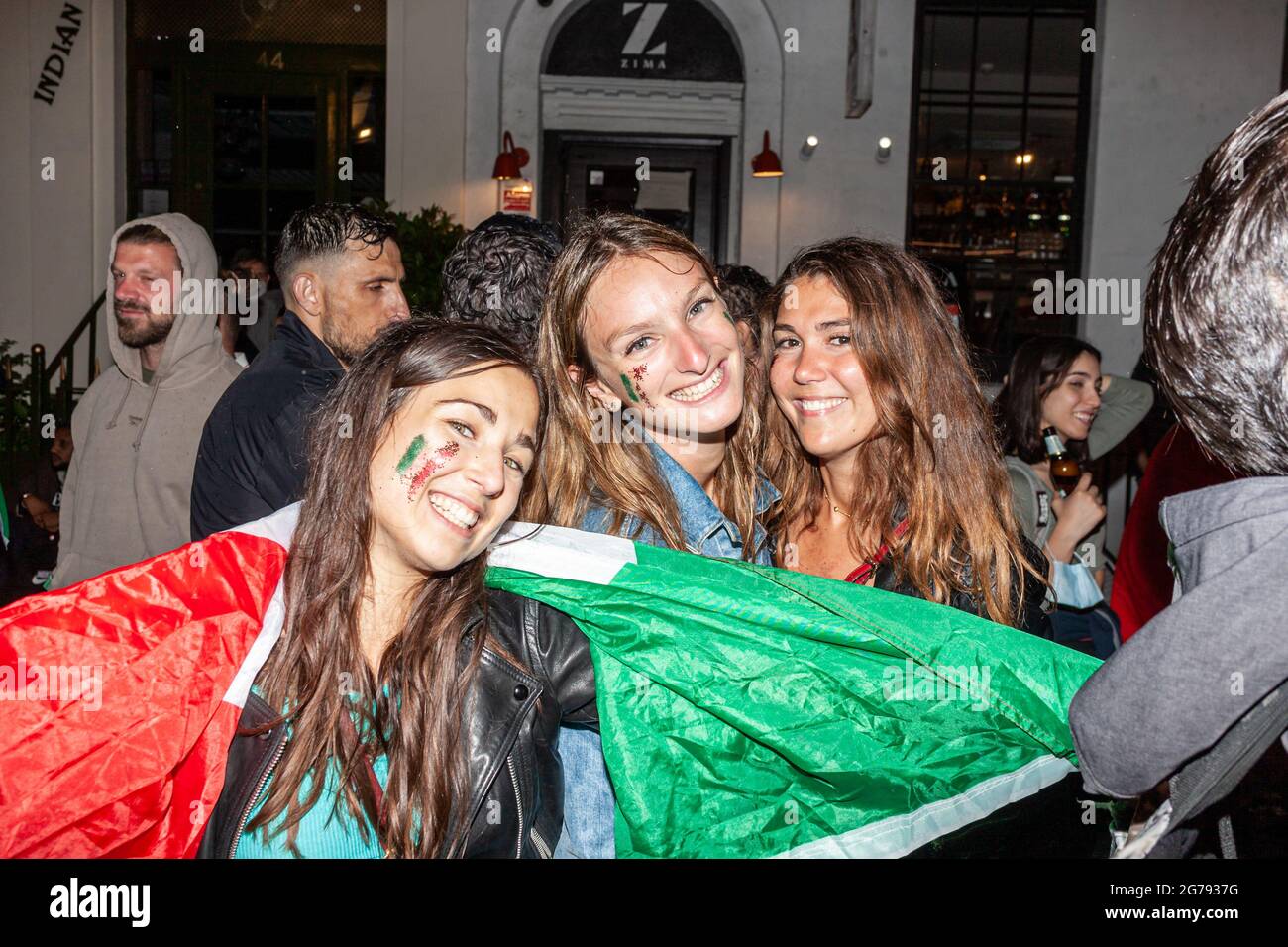 London, England. 11 Jul 2021. Italian Fans After Euro Victory. Credit ...